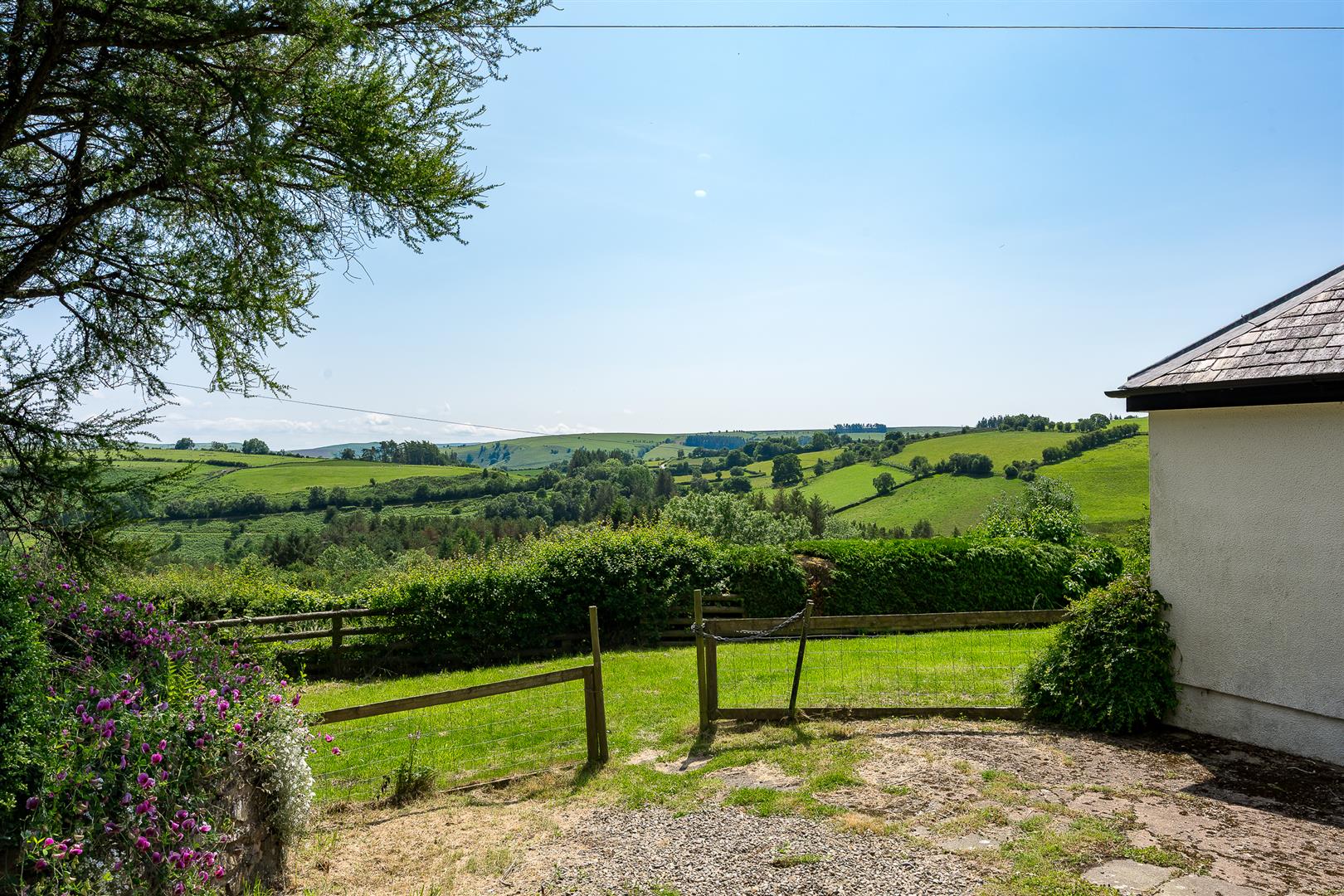 Tan-Y-Foel, Llangollen, LL20 7DE | Estate Agents & Auctioneers